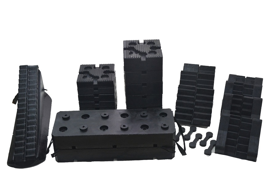 Vehicle lifting rubber blocks